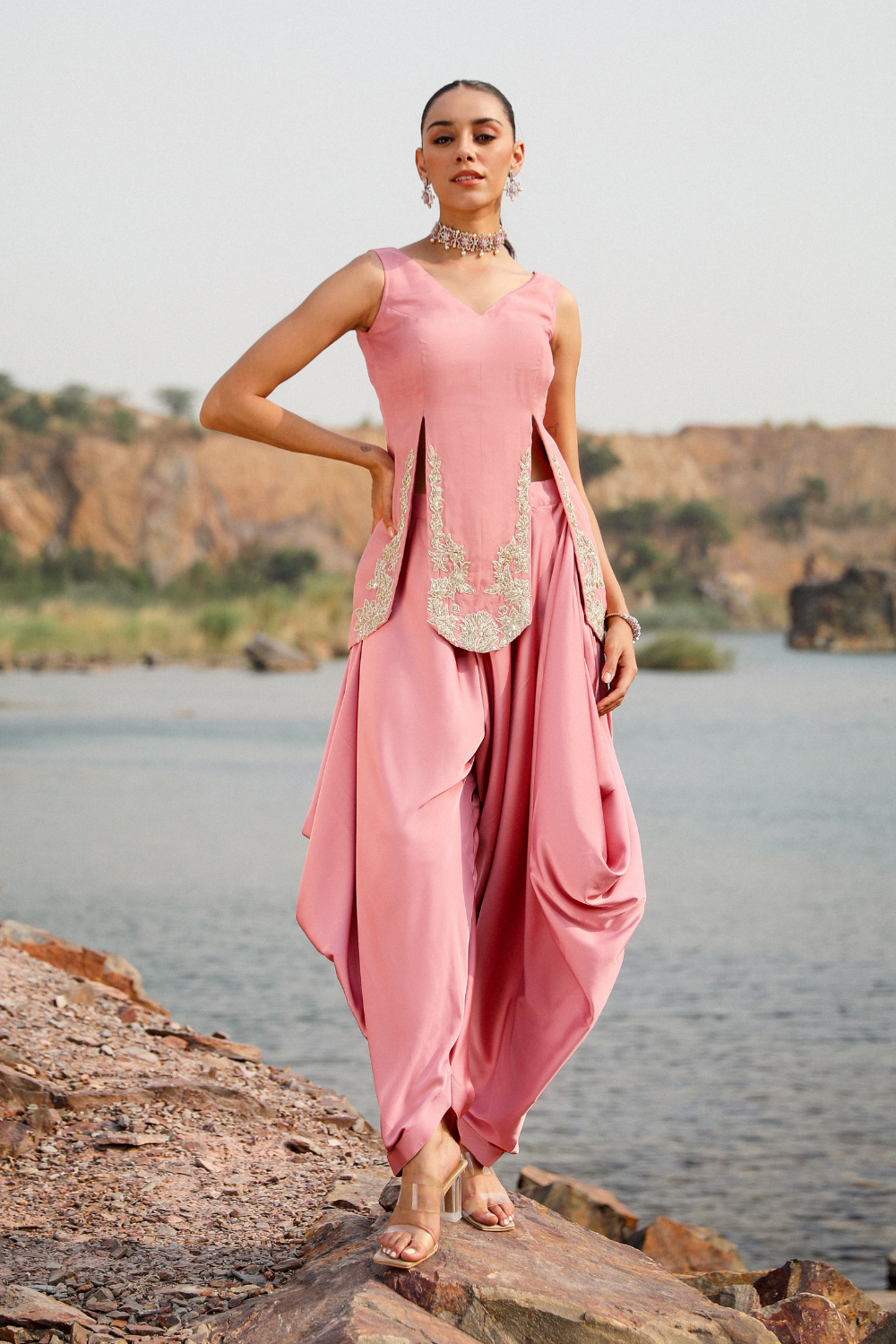 ANCHOR HARROM SET – Label Moni K
